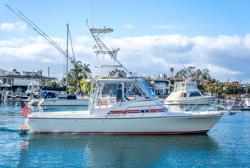 33 ft 1987 Crystaliner 33 Express Boats for sale | Kusler Yachts ...