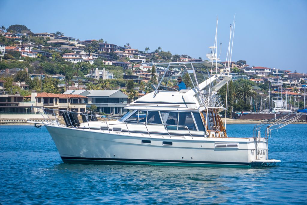 32 ft 1989 Bayliner 3288 Motoryacht Boats for sale | Kusler Yachts ...