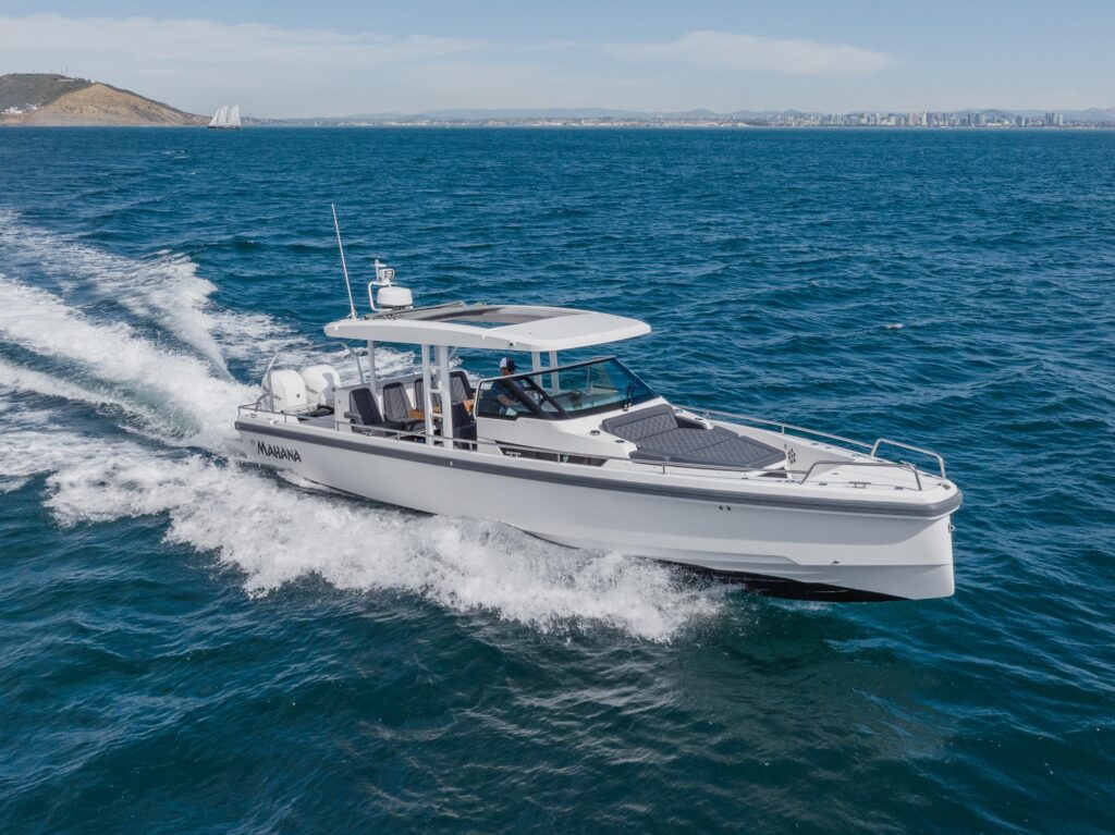 37 ft 2018 Axopar 37 SunTop Boats for sale | Kusler Yachts - Sport ...