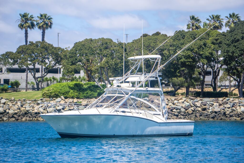 35 ft 2001 Carolina Classic 35 Boats for sale | Kusler Yachts - Sport ...